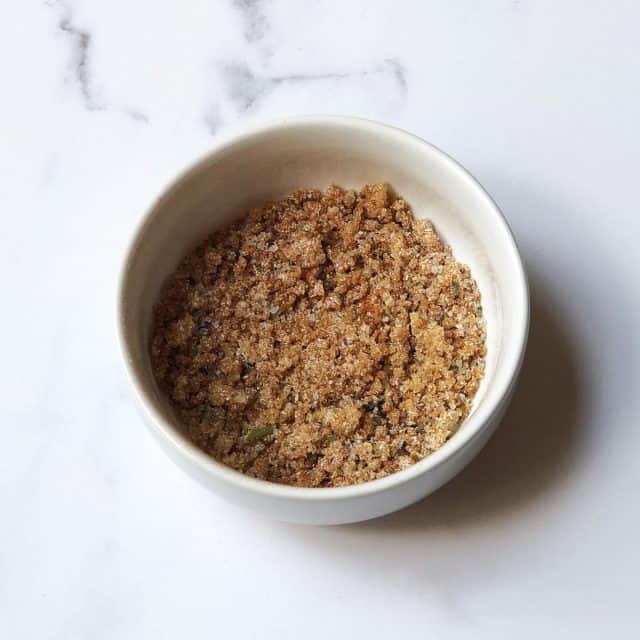 Best Burger Seasoning {super easy rub for the BEST burgers}